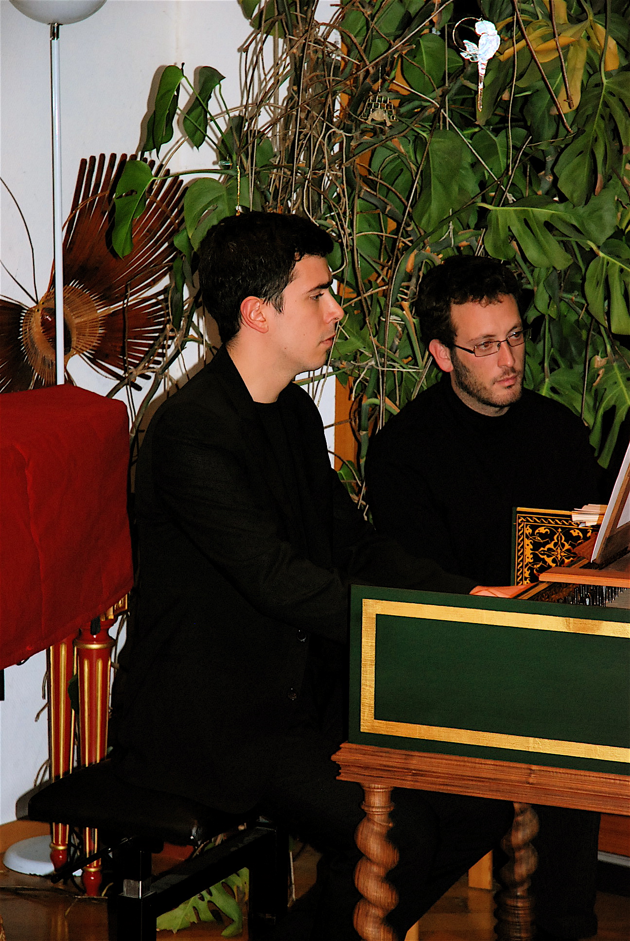 La Goulue - Liselotte Emery aux flûtes à bec. Francesco Corti au ...